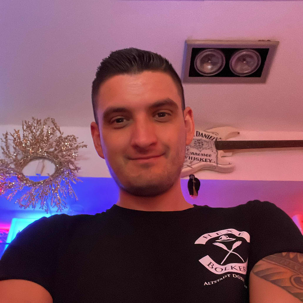 Sebastian Fischer - Service-Angestellter Gastronomie - Hexe Bolker 4 | XING