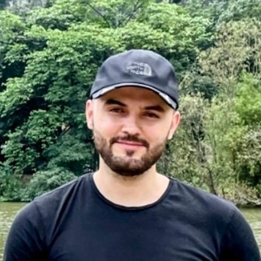 Valdrin Trena - Senior Frontend Developer - Pult GmbH | XING