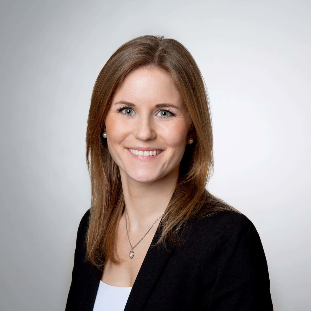 Leonie Lauscher - Assistenz Firmenkundengeschäft - Aachener Bank eG | XING