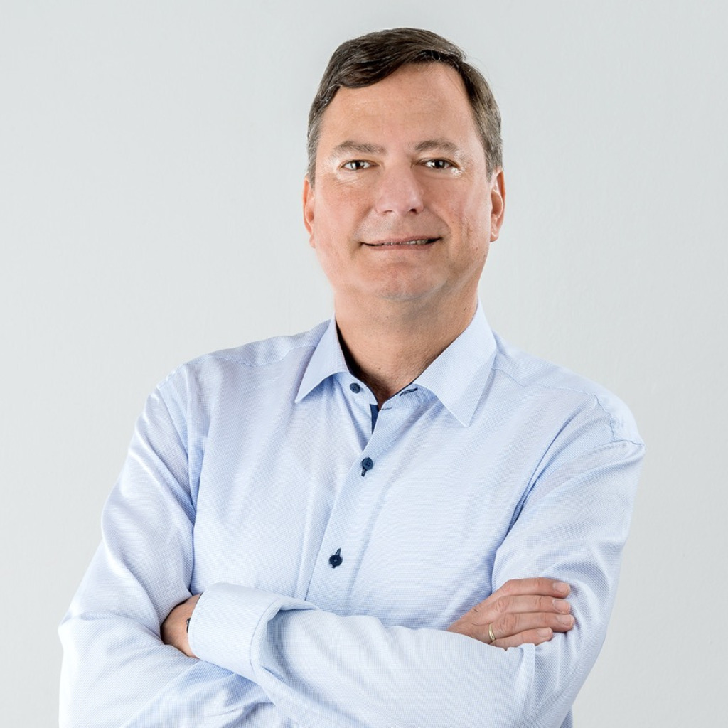 Dr. Robert Reiter - Abteilungsleiter (MFK) - BMW Group | XING