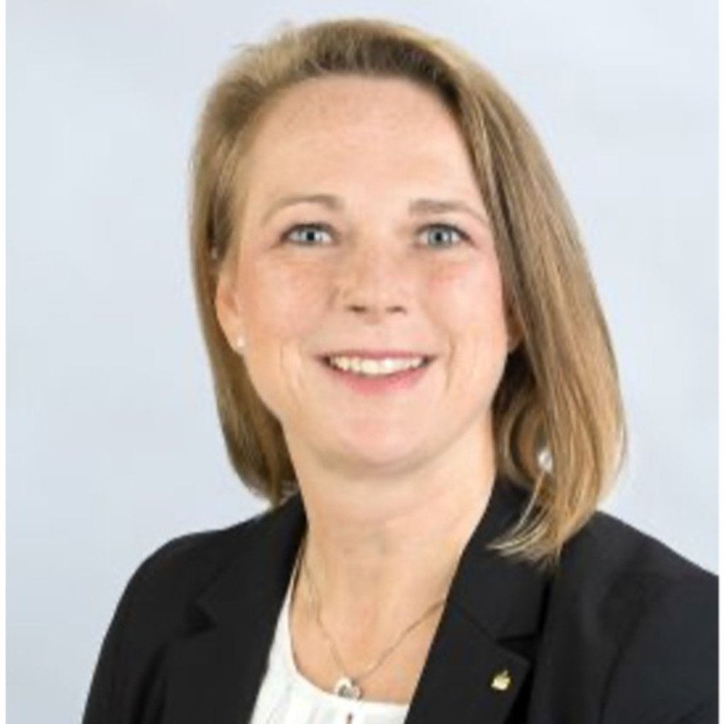 Andrea Ecker Wealth Manager Sparkasse Oberösterreich Xing