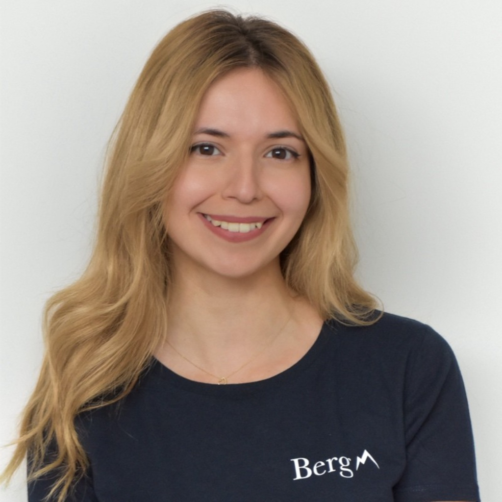 Aria Karafylis - Associate Consultant - Berg Search | XING