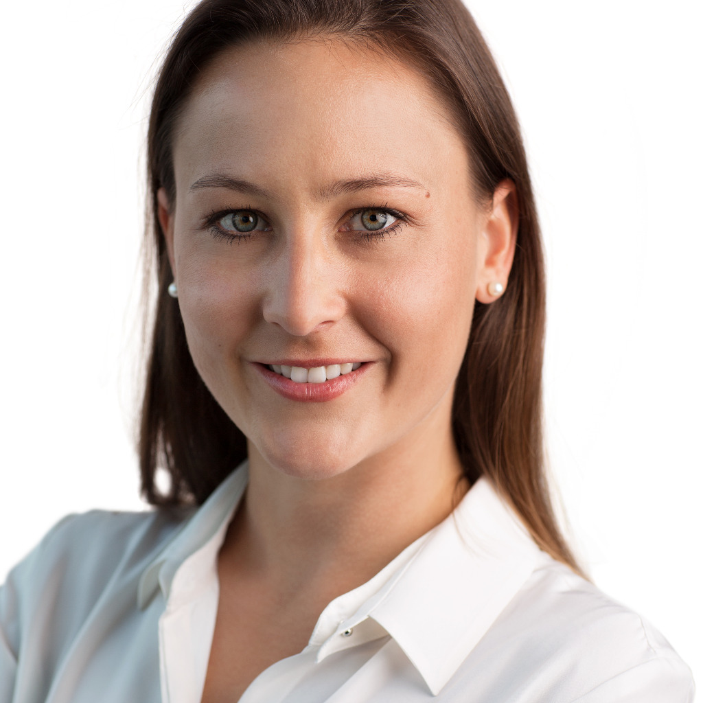 Lena Haas's Instagram, Twitter & Facebook on IDCrawl