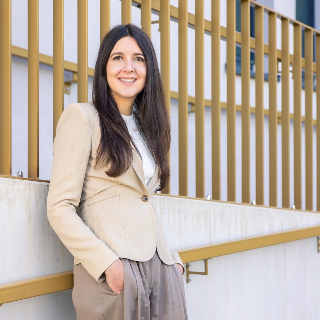 Anna Franz - Group Accountant - AL-KO Vehicle Technology Group | XING