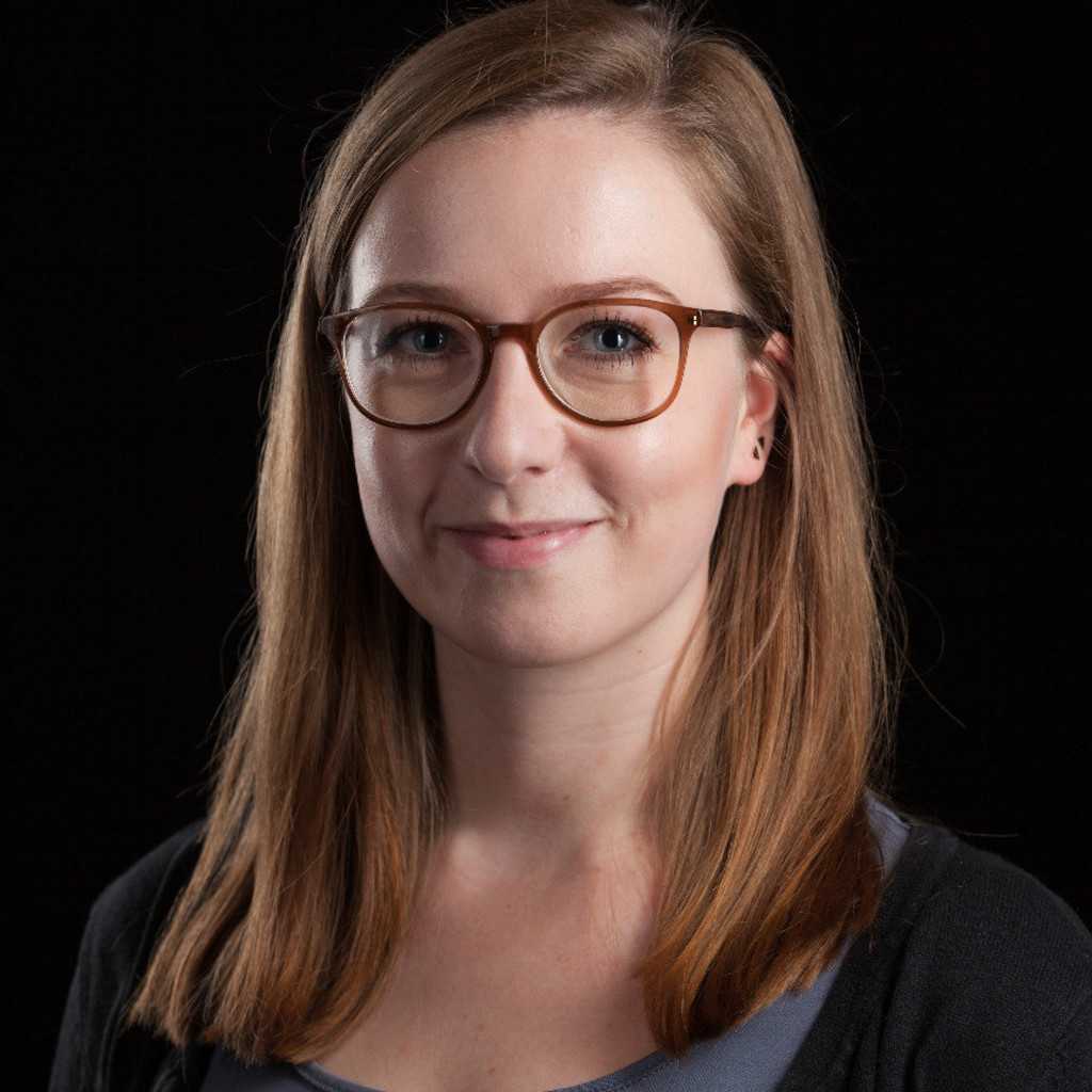 Lisa Marie Dueck - Expert, User Experience - Shop Apotheke Europe | XING