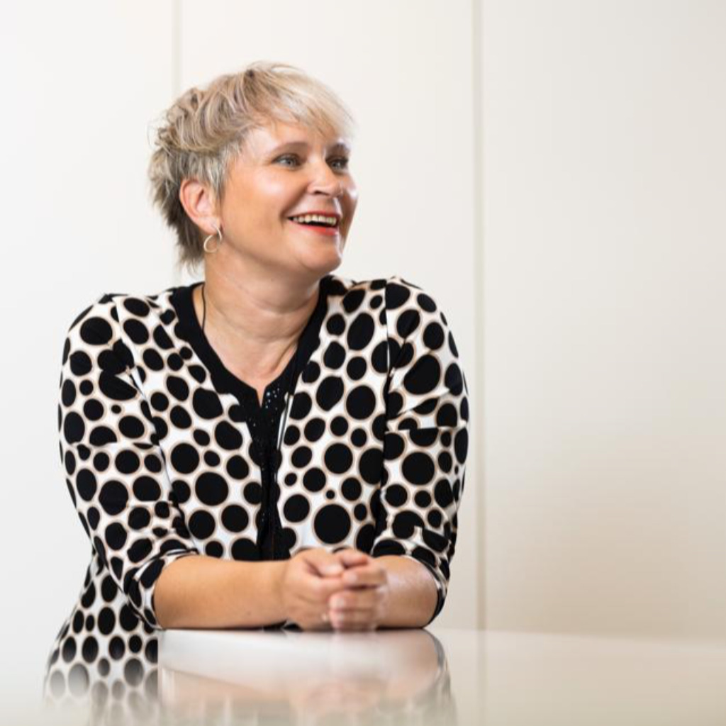 Janet Germershausen - Kaufmännisches Projektmanagement - HI Wohnbau ...