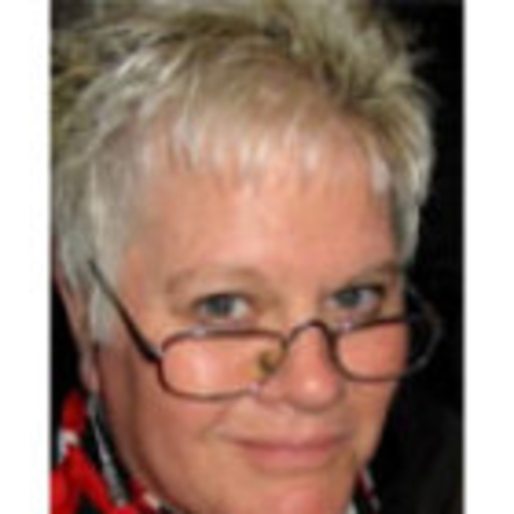 Mel Regnell - CEO - WritingContest100 | XING