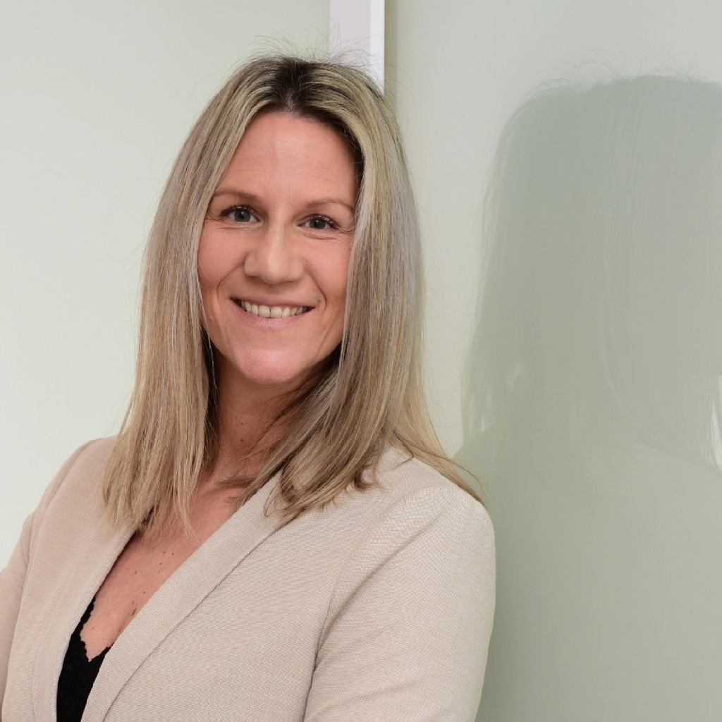 Denise Schöneberger - Assistenz Vertriebsleitung/Einkauf - CF Group ...