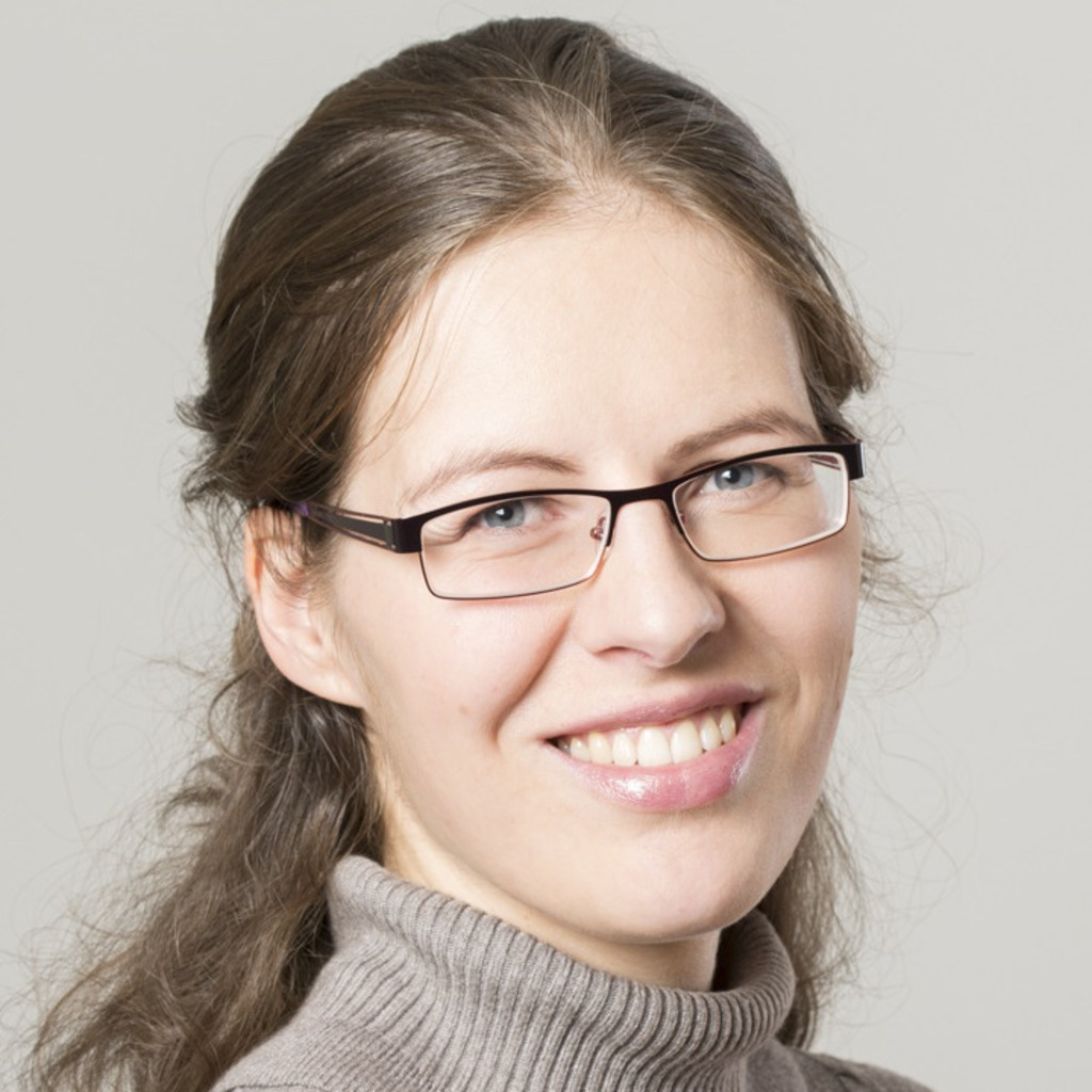 Nadine Schur: Ausbildung und Berufserfahrung | XING