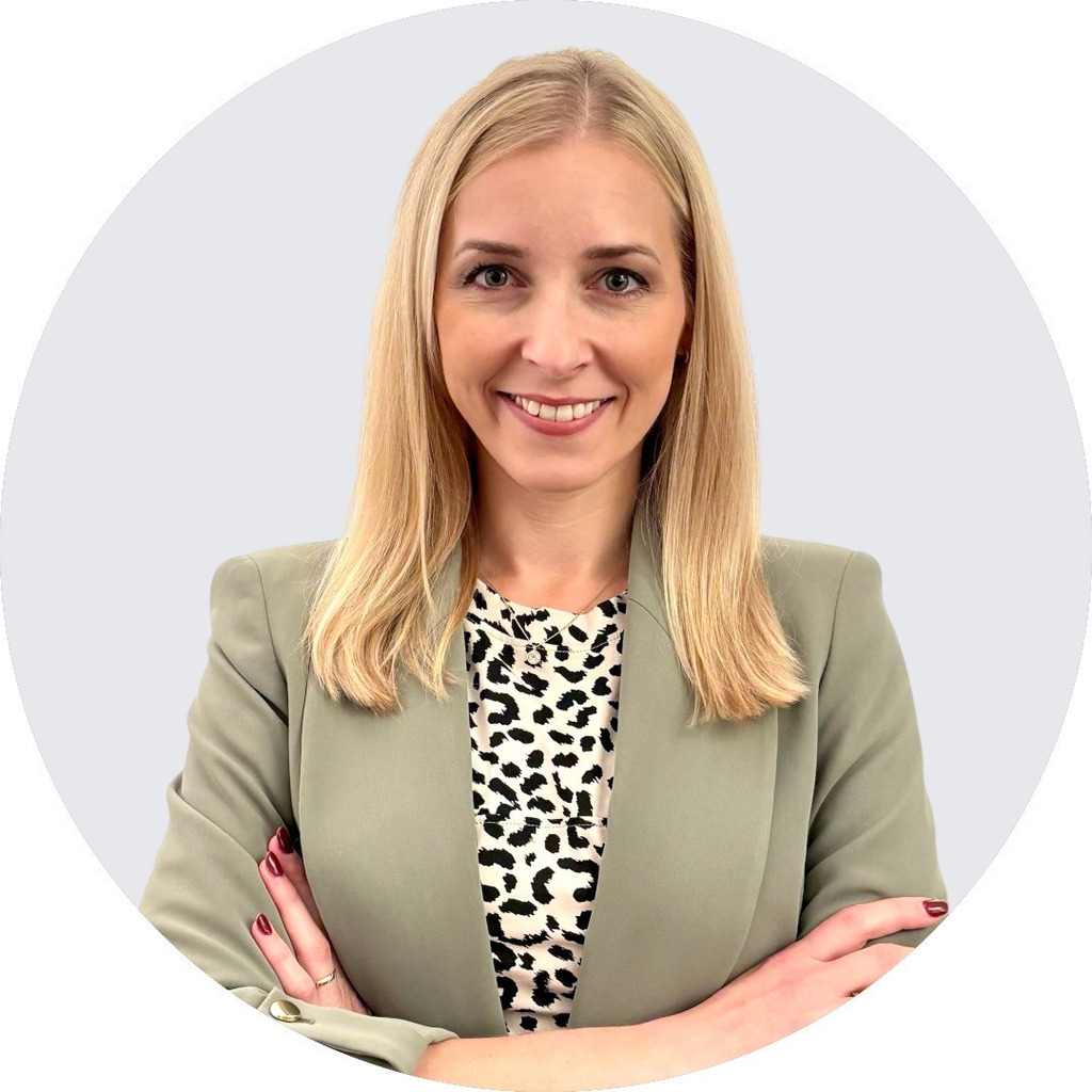 Janina Kienemund - Produktmanager - Maxim Markenprodukte GmbH & Co. KG ...