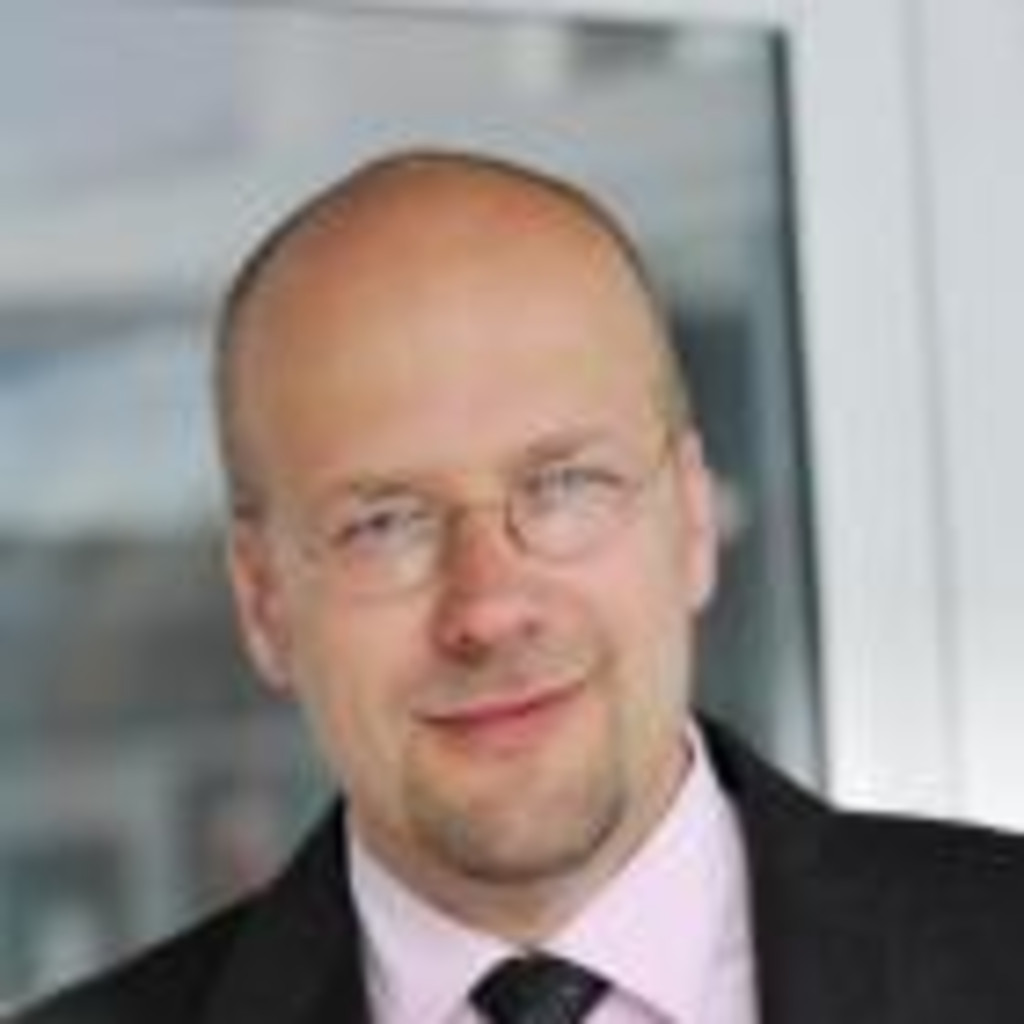 Prof. Dr. Alexander Schwarz-Musch - Studiengangleiter Business ...