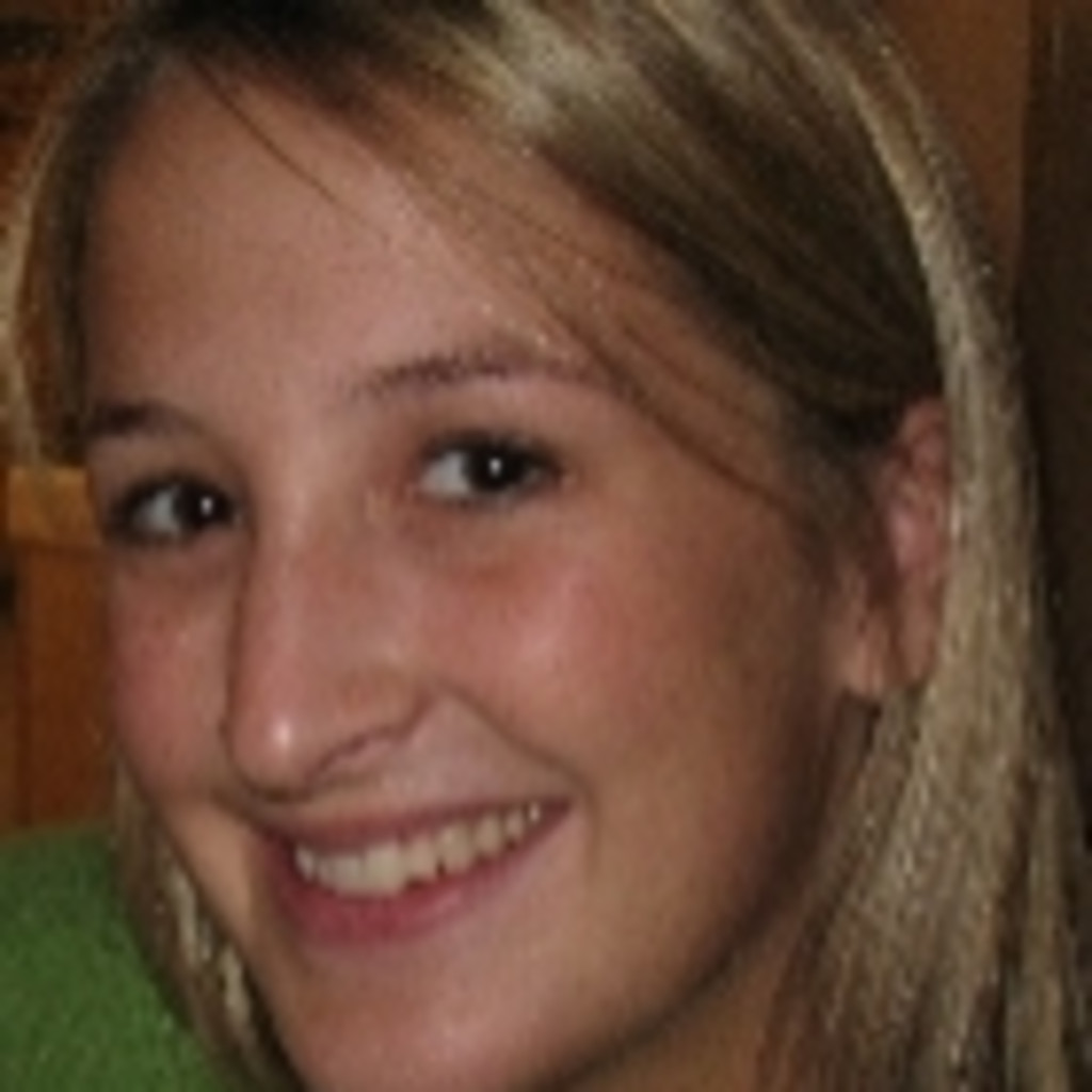 Elyse Fulcher - Product Marketing Support, Rep Internet Marketing Support - Compass | XING