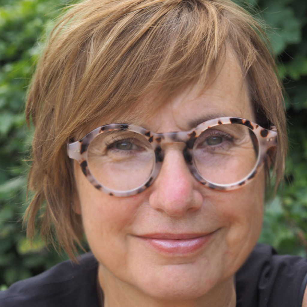 Ellen Becker's Instagram, Twitter & Facebook on IDCrawl