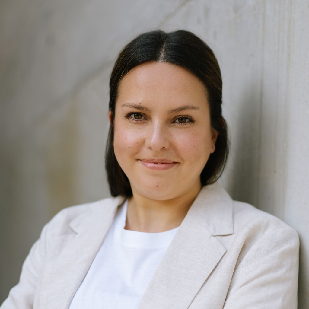 Elena Jende - Head of Brand - Süddeutsche Zeitung Digitale Medien GmbH | XING