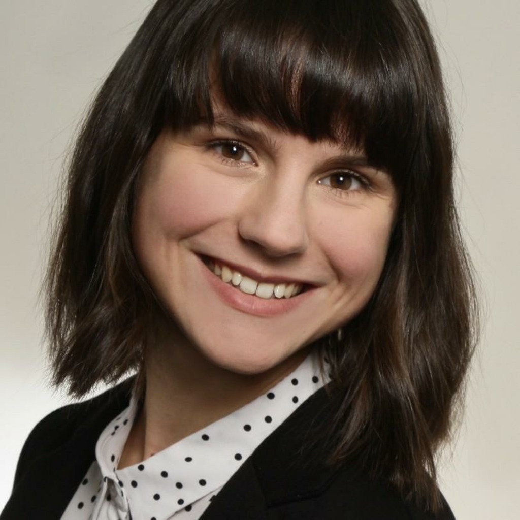 Anna-Lena Windisch - Personal-Sachbearbeiterin - ESKA Automotive GmbH ...