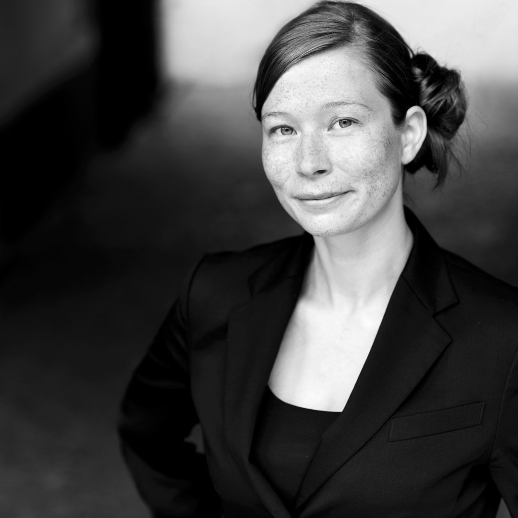 Jessica Düntsch - Senior Einkäuferin internationaler Markt - Deutsche ...