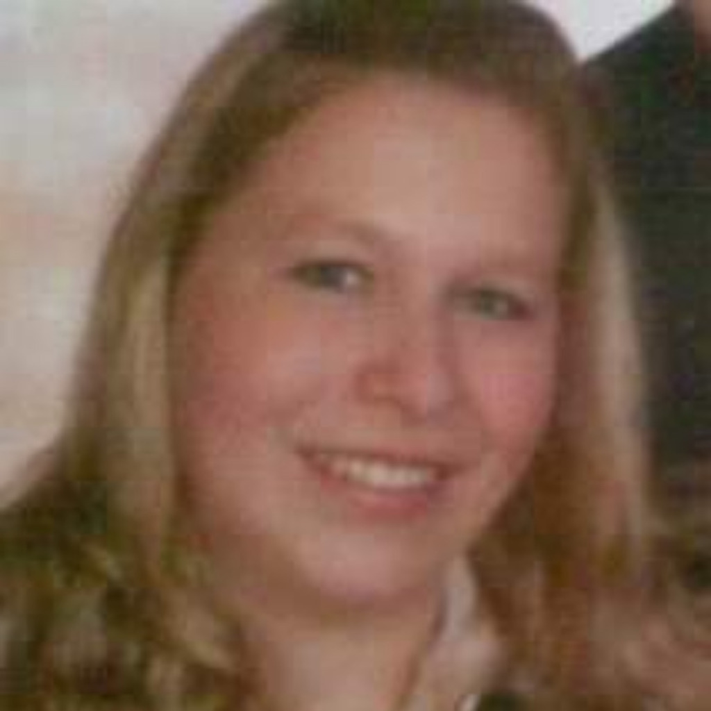 Isabella Nagy's Instagram, Twitter & Facebook on IDCrawl