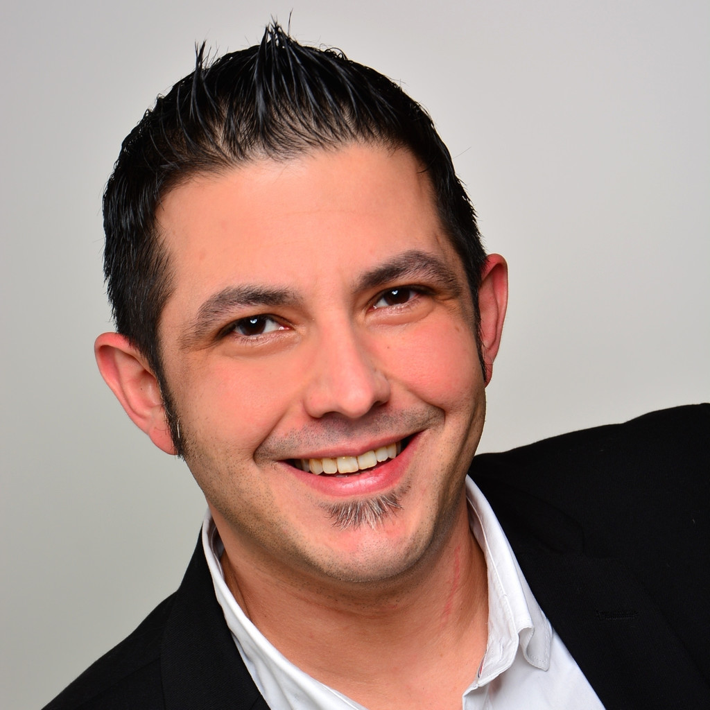 Peter Licari's Instagram, Twitter & Facebook on IDCrawl