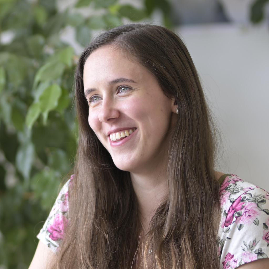 Julia Pernecker - Grafikerin - c.i. Werbeagentur | XING