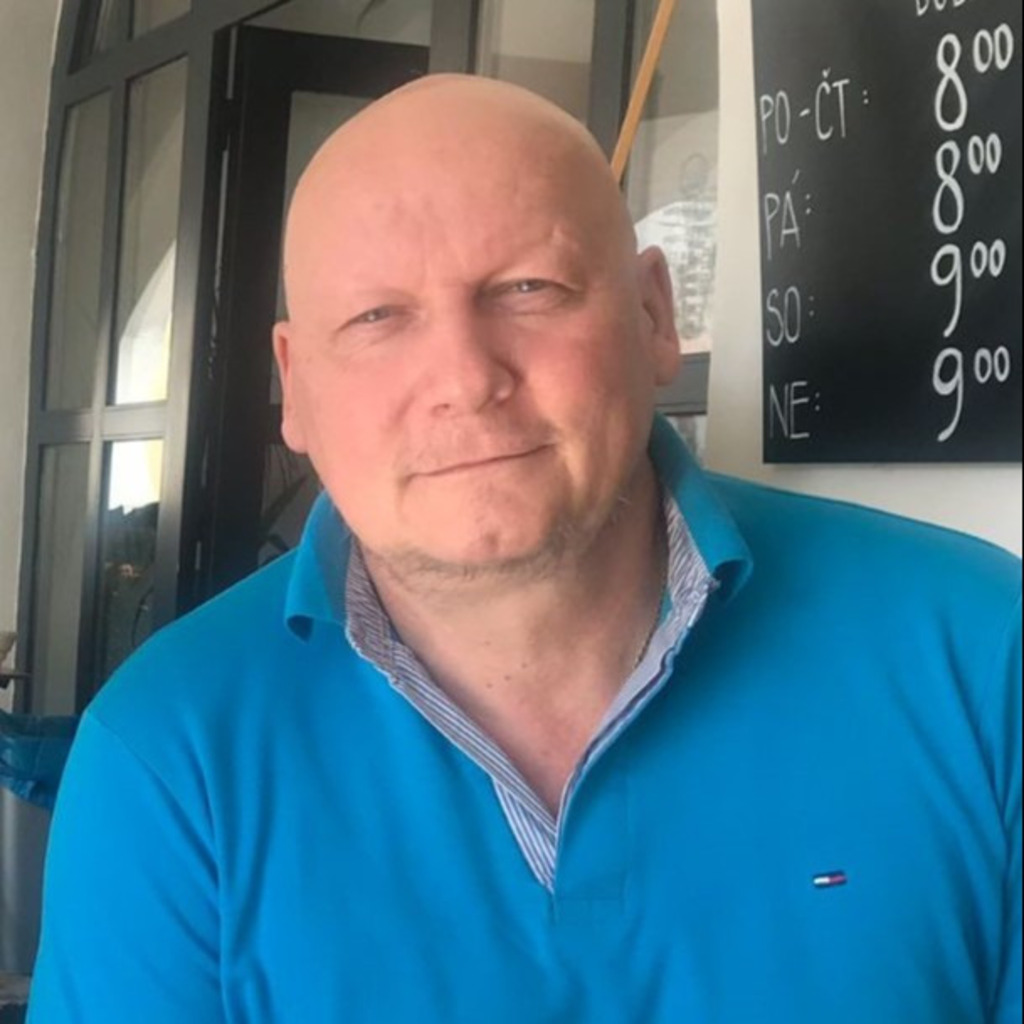 Robert Stahl - Interim Manager Logistics & Supply Chain - Self-employed | XING