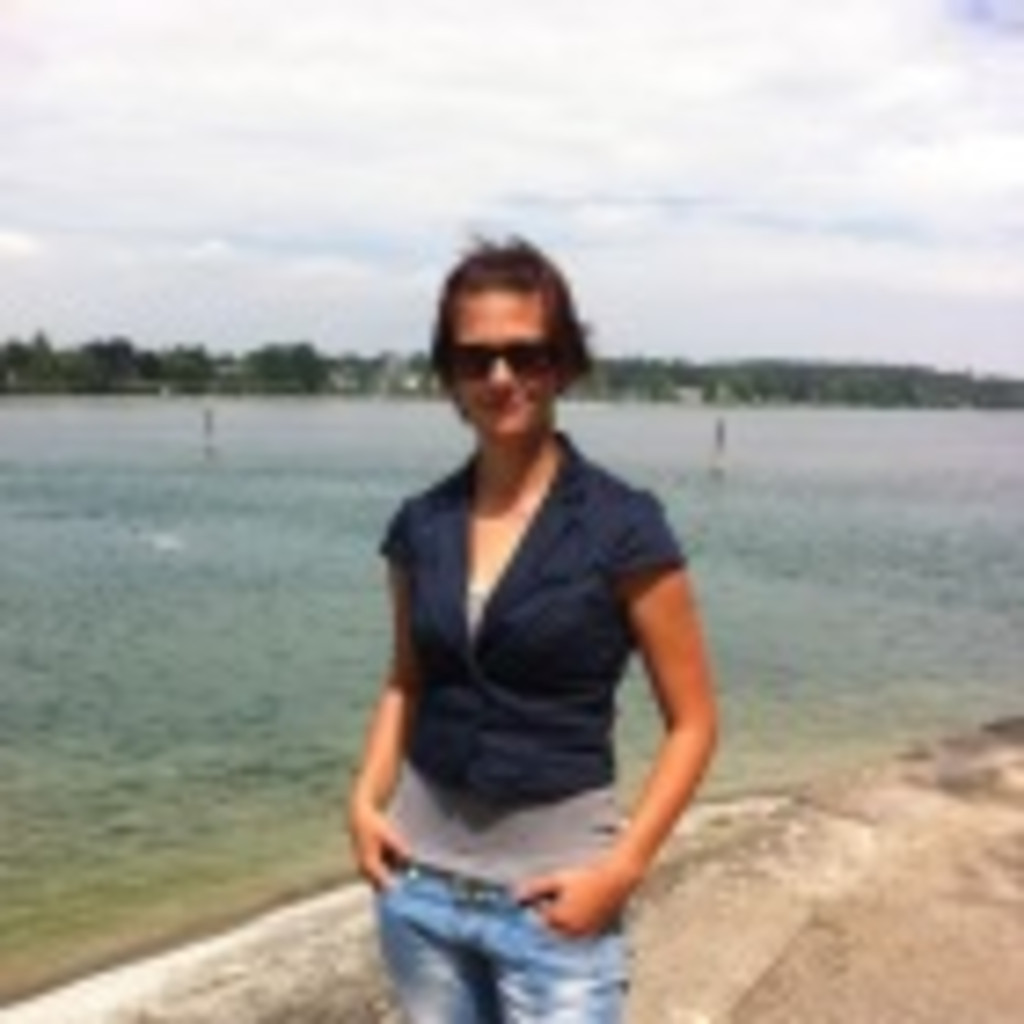 Simone Bayer - Sport- und Gymnastiklehrerin - Sportschule Kiedaisch | XING