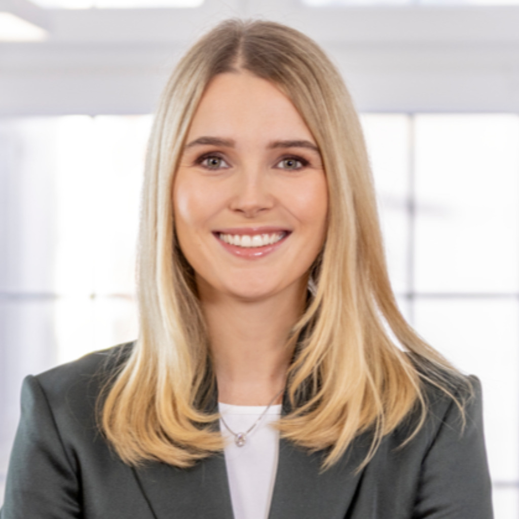 Laura Fricker - COO & Founder - qinX GmbH | XING