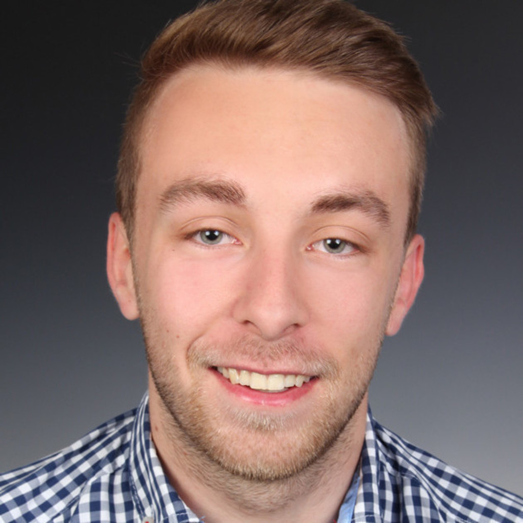 Philipp Hecht - Customer Service Specialist - Planteneers GmbH - Stern ...