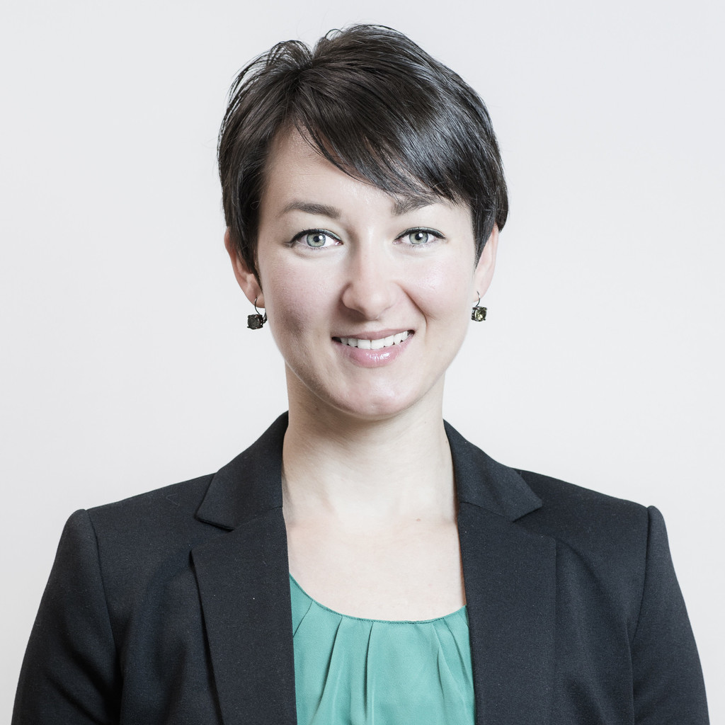 Veronika Klein - Assistentin der Geschäftsführung - Digital Picture ...