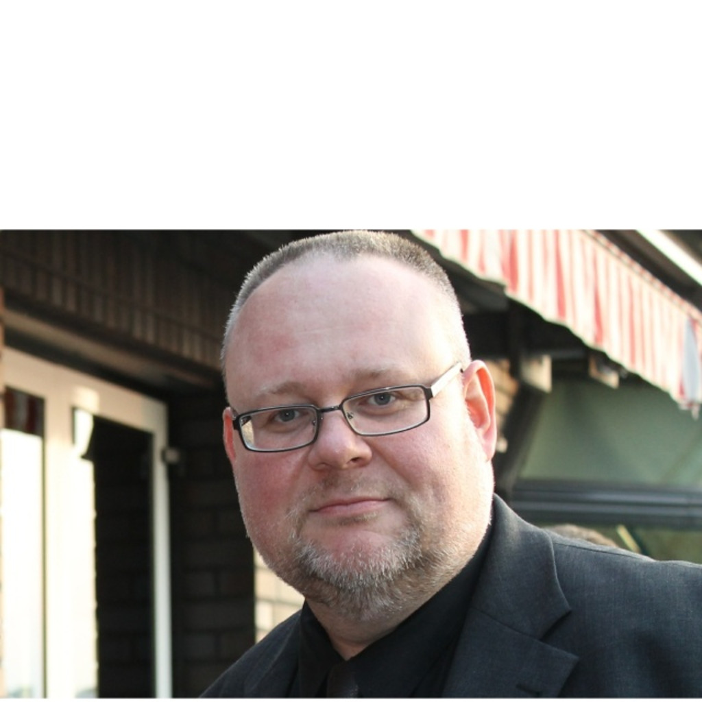 Michael Ahrens - SHE Manager - DeCeTe Duisburger Containerterminal ...