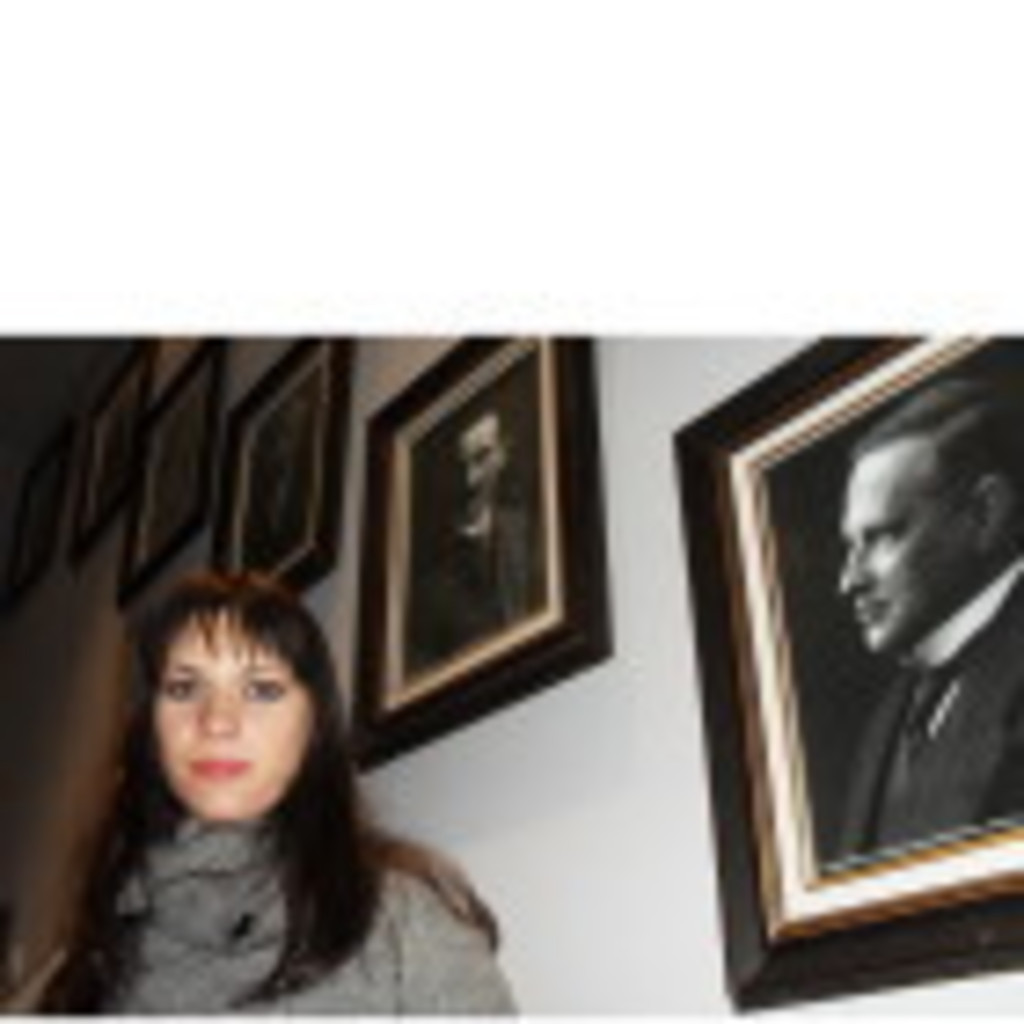 Elena Raluca Calin - camarera - saint james | XING