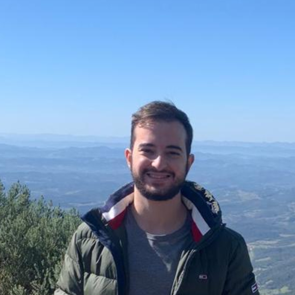 Iuri de Lima Marques - Full Stack Developer - Betha Sistemas | XING