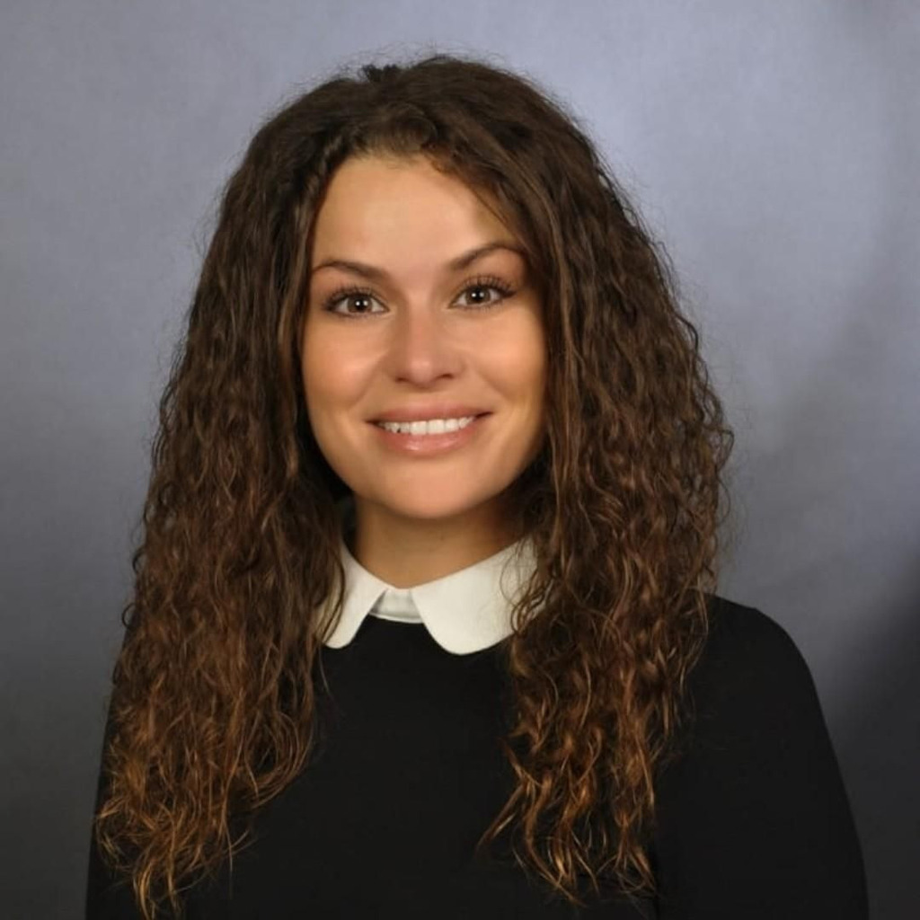 Maryim Jridi - Store Manager - Bijou Brigitte modische Accessoires AG ...