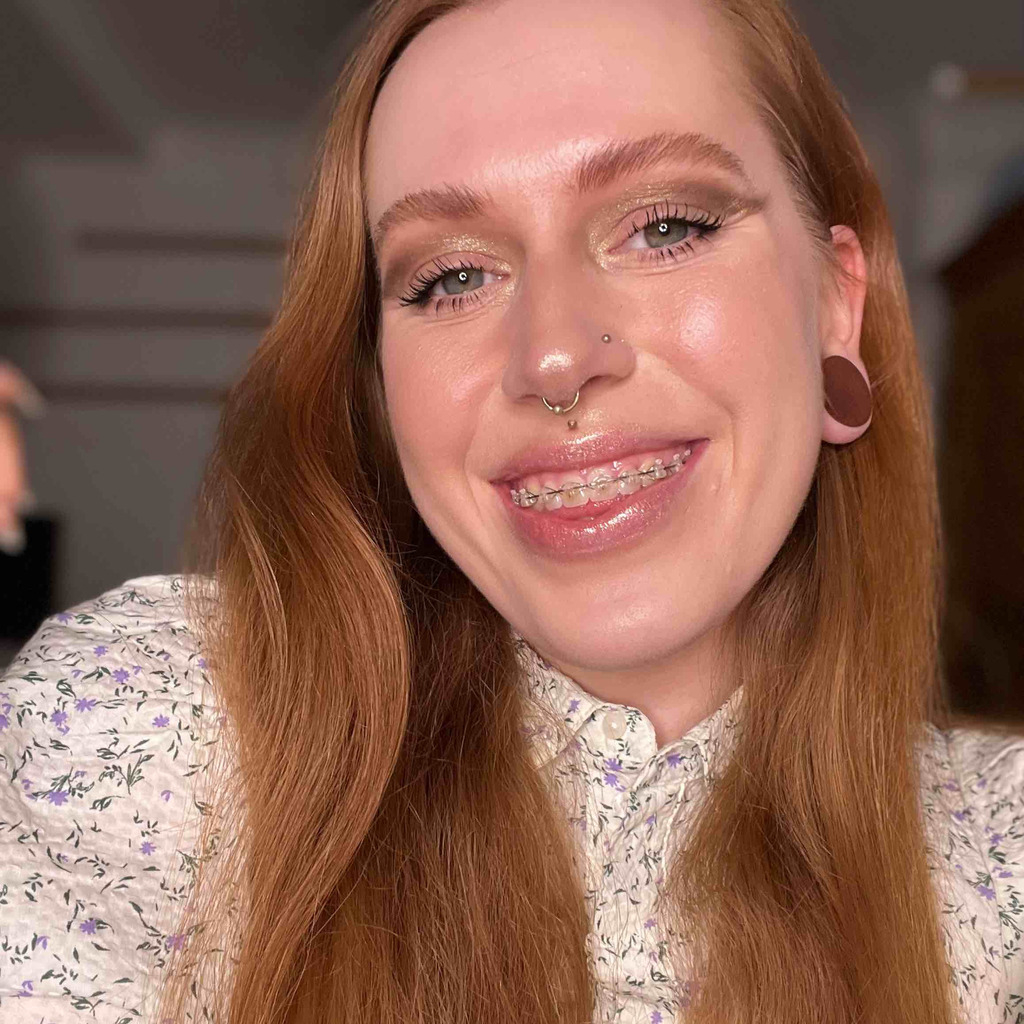 Melissa Riebel - Social Media Manager - ElementHairy UG | XING