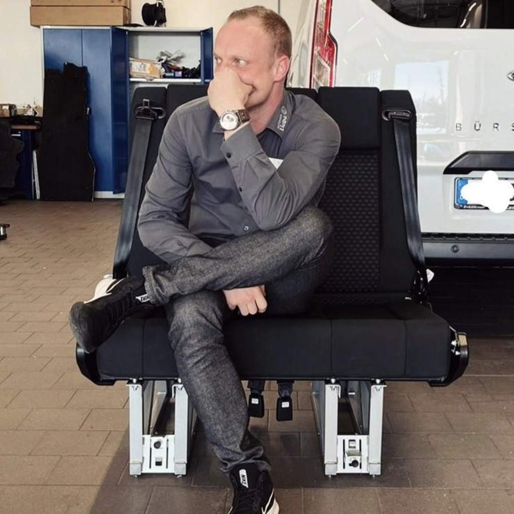 Christopher Schmidt - Niederlassungsleiter - Popp Fahrzeugbau GmbH | XING