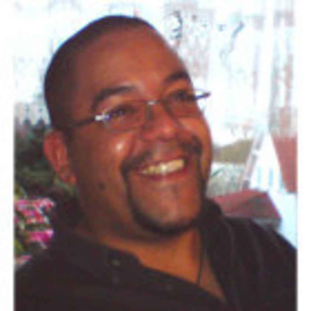 Lee Riggins's Instagram, Twitter & Facebook on IDCrawl