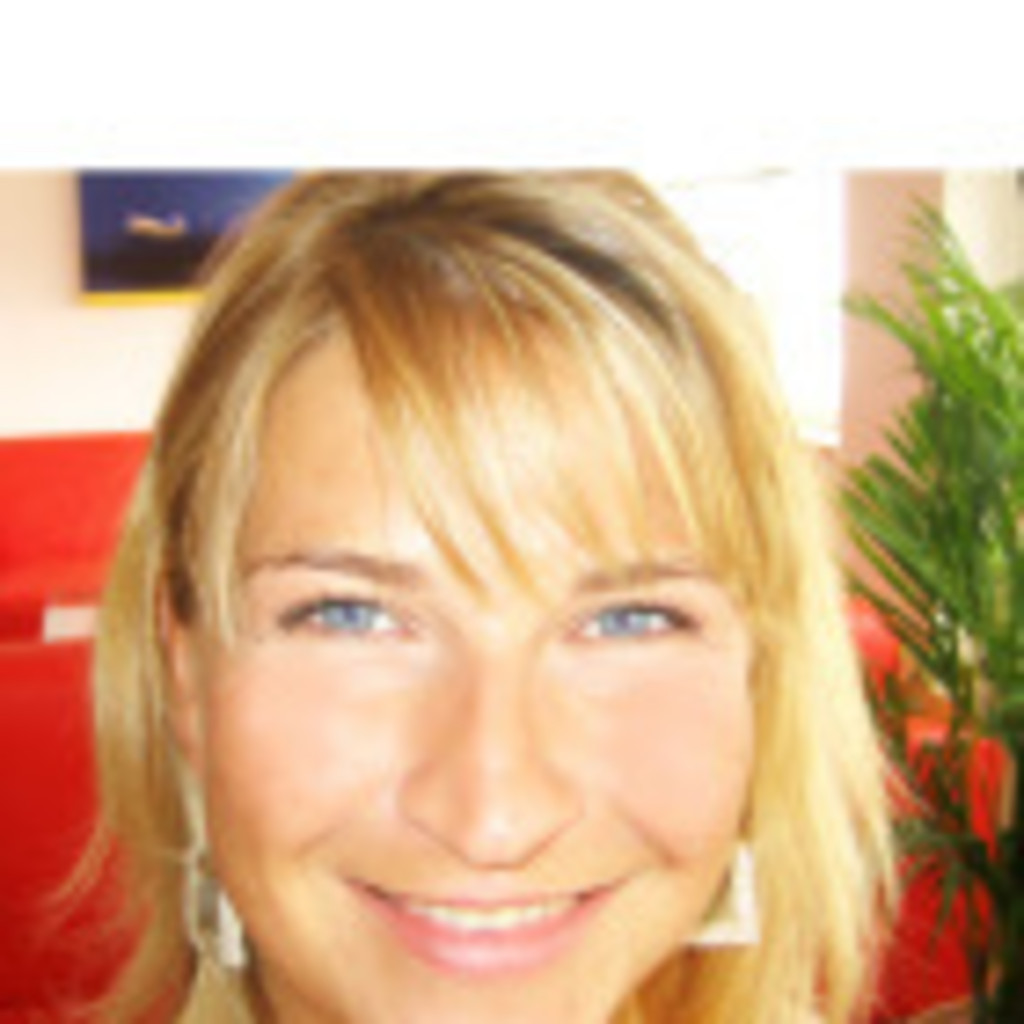Melanie Stawaritsch - 0Kommunikationsdesignerin - 000 | XING