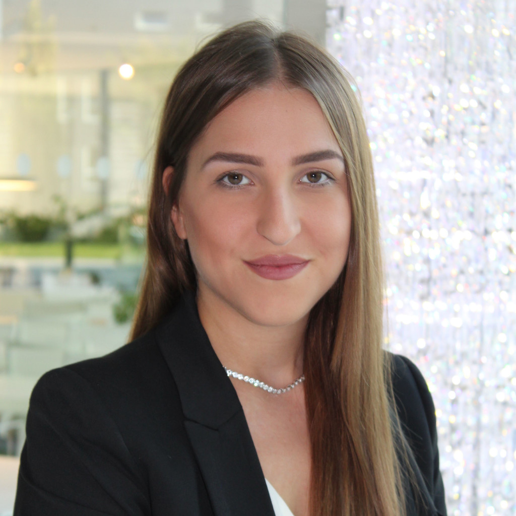 Saranda Reci - Accountant - Swarovski (Schweiz) AG | XING