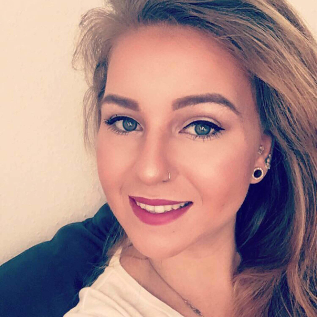 Elisabeth Schmidt - Medizinische Fachangestellte - Institut für ...