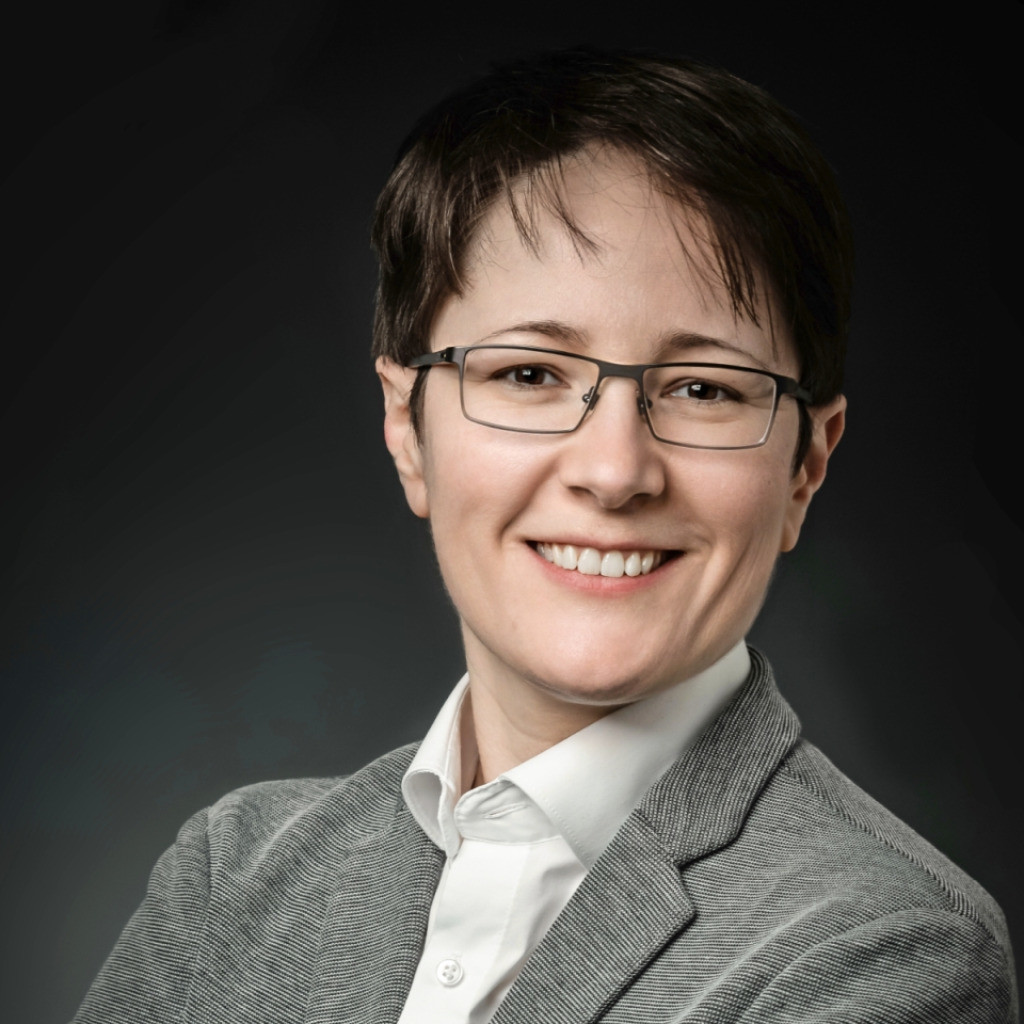 Dr. Sandra Franz-Guess - Application Specialist - Hans Segmüller ...