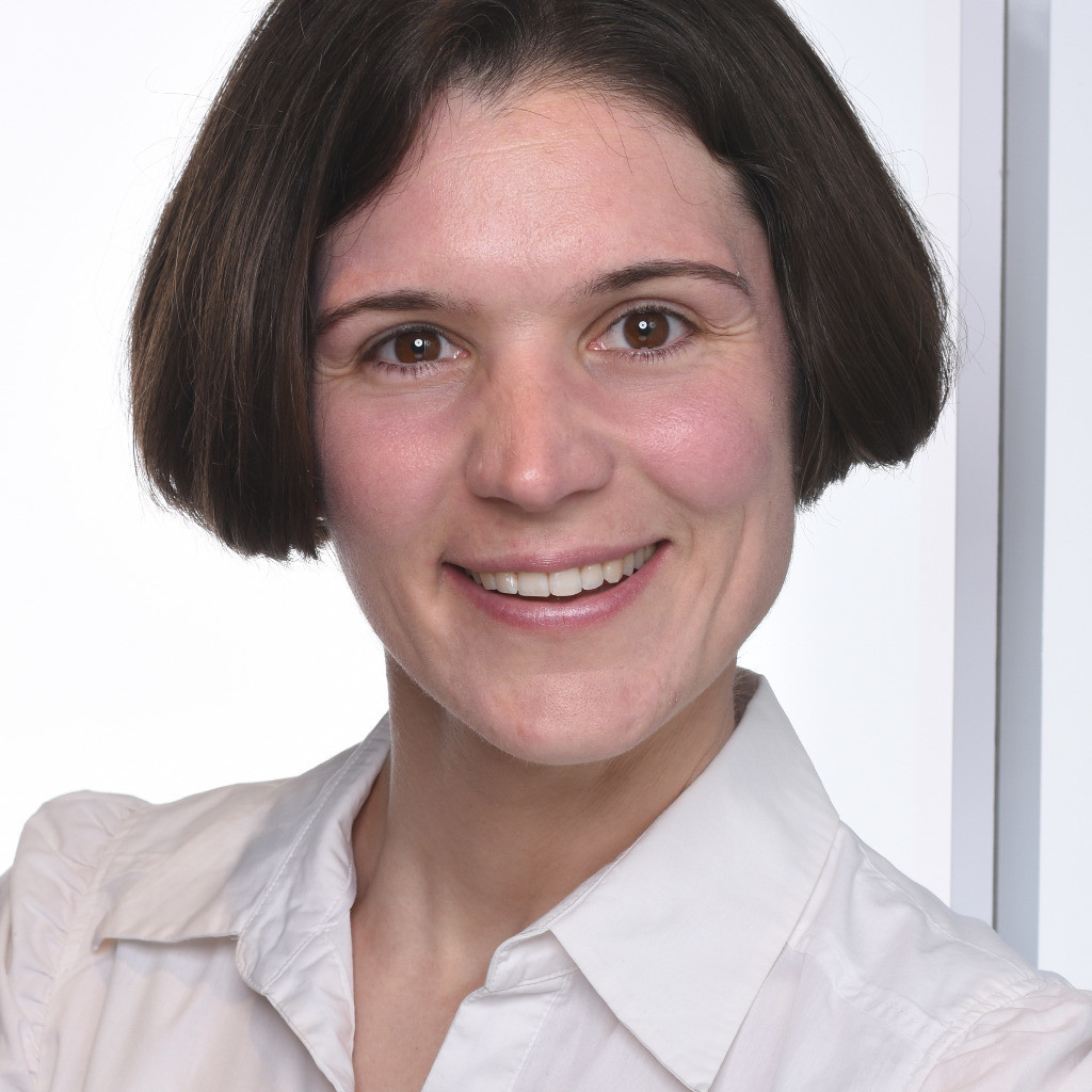 Julia Bayer - Chemisch-technische Assistentin - Paul Bauder GmbH & Co ...