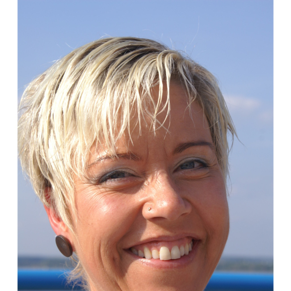 Daniela Schmid - Assistenz in Geschäftsführung - UBS | XING