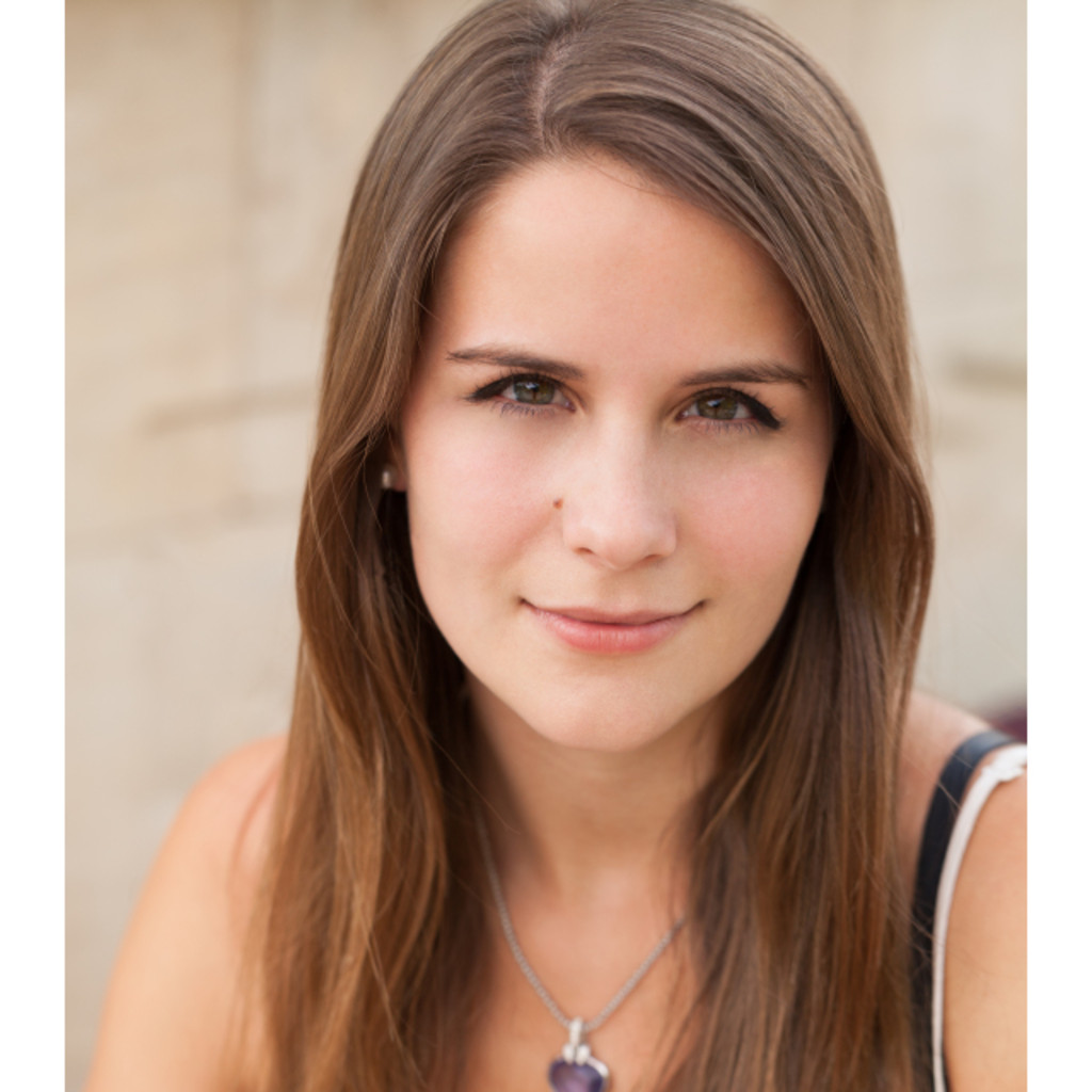 Josephine Roy - Blogger & Editor - Little Discovery Girl | XING