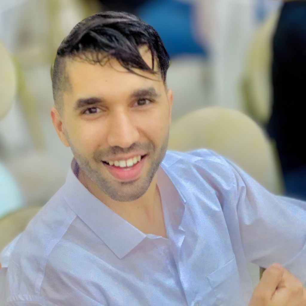 Farouk Mechergui - Personal Trainer und COO von Fitness-centern. - Pro Momo Fit | XING