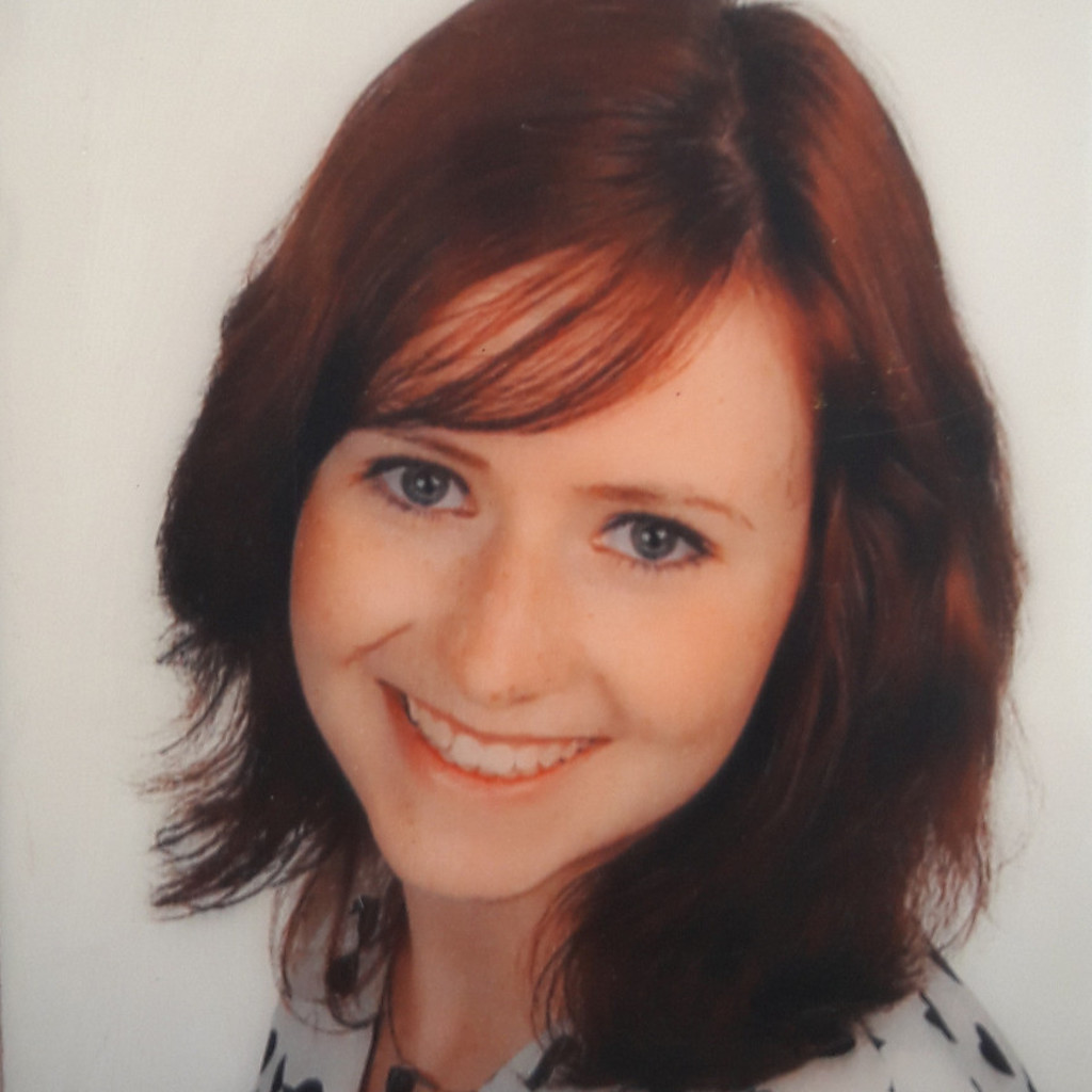 Anja Fuchs - Senior-Beraterin - tecis Finanzdienstleistungen AG | XING