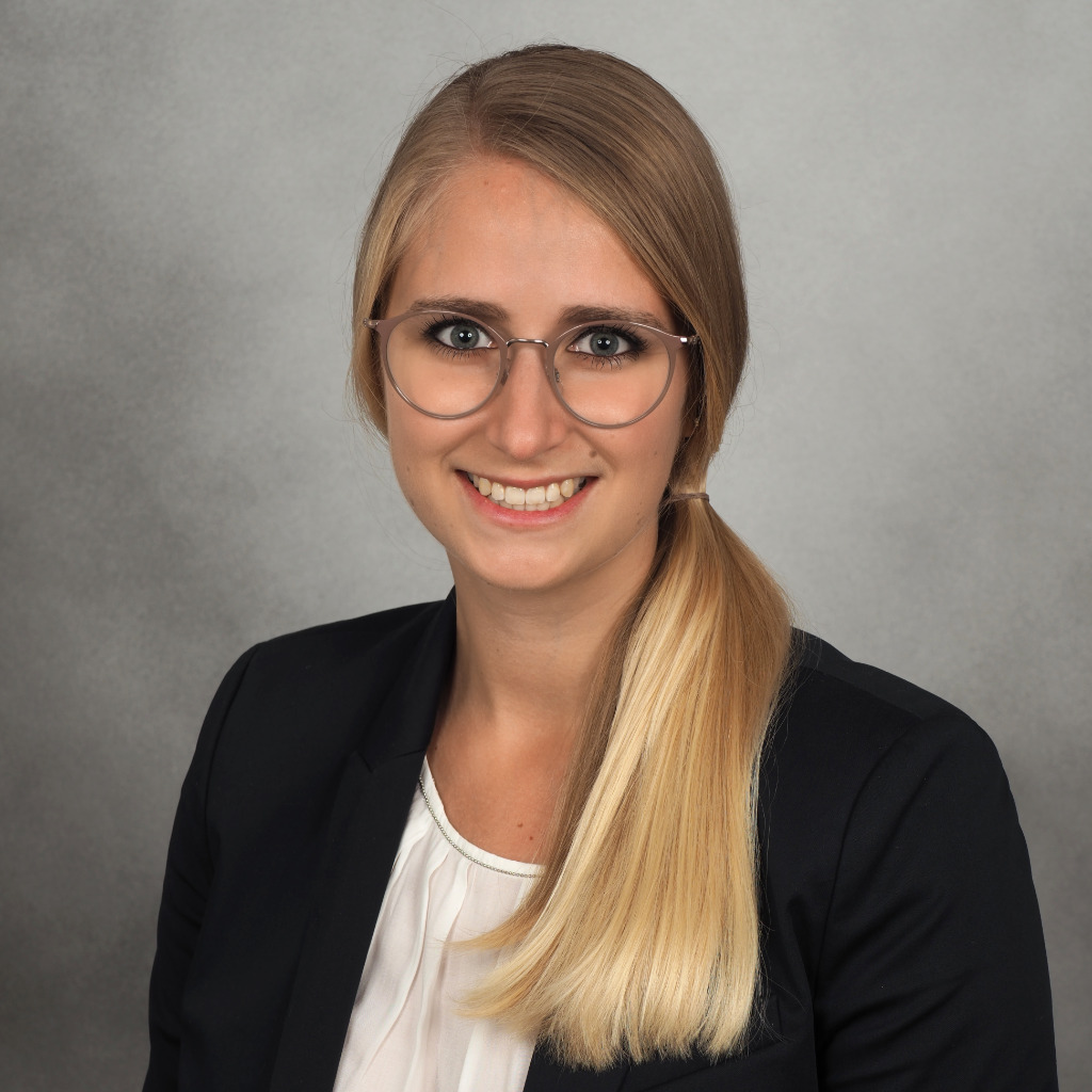 Melanie Schmitt's Instagram, Twitter & Facebook on IDCrawl