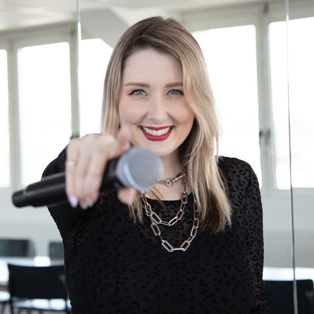 Dipl.-Ing. Laura Peter - Employer Branding Specialist - XXXLdigital ...