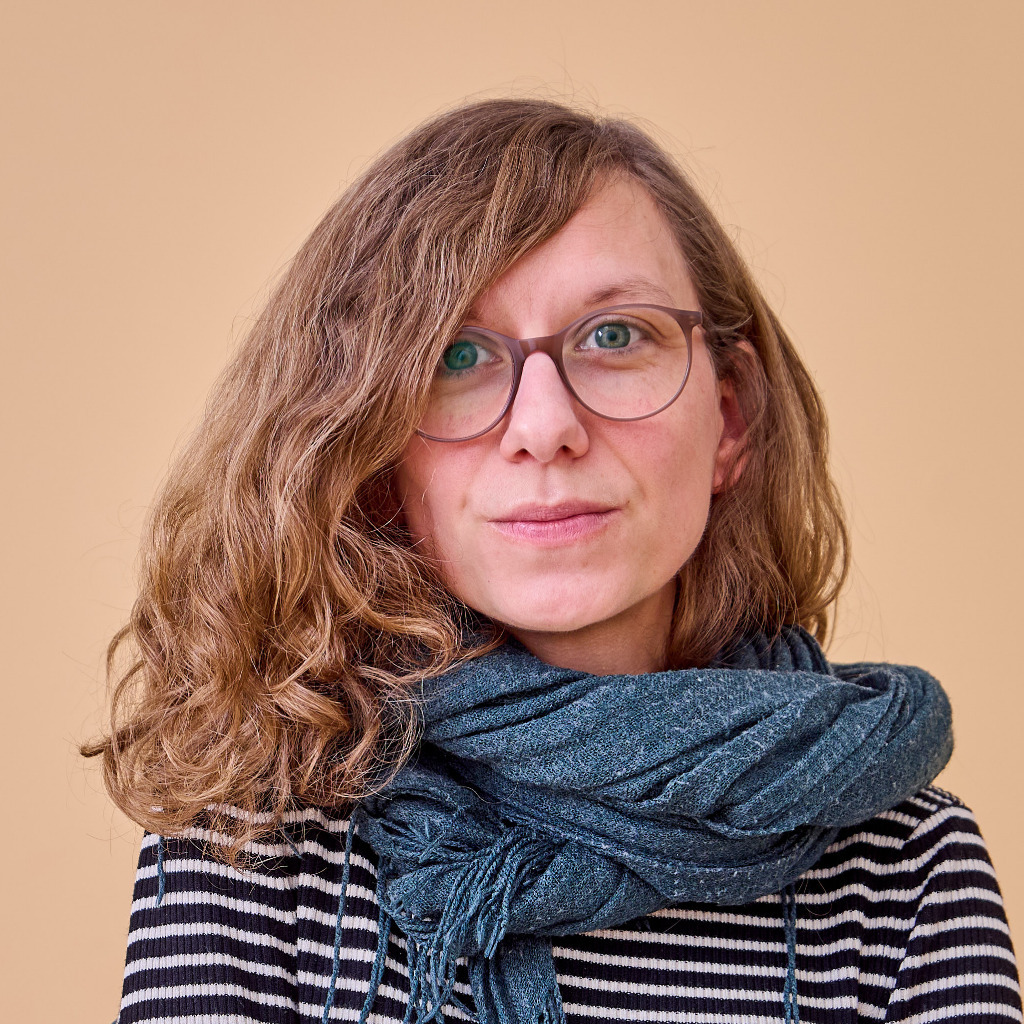 Dr. Julia Reimer - Wissenschaftliche Mitarbeiterin - Katholische ...