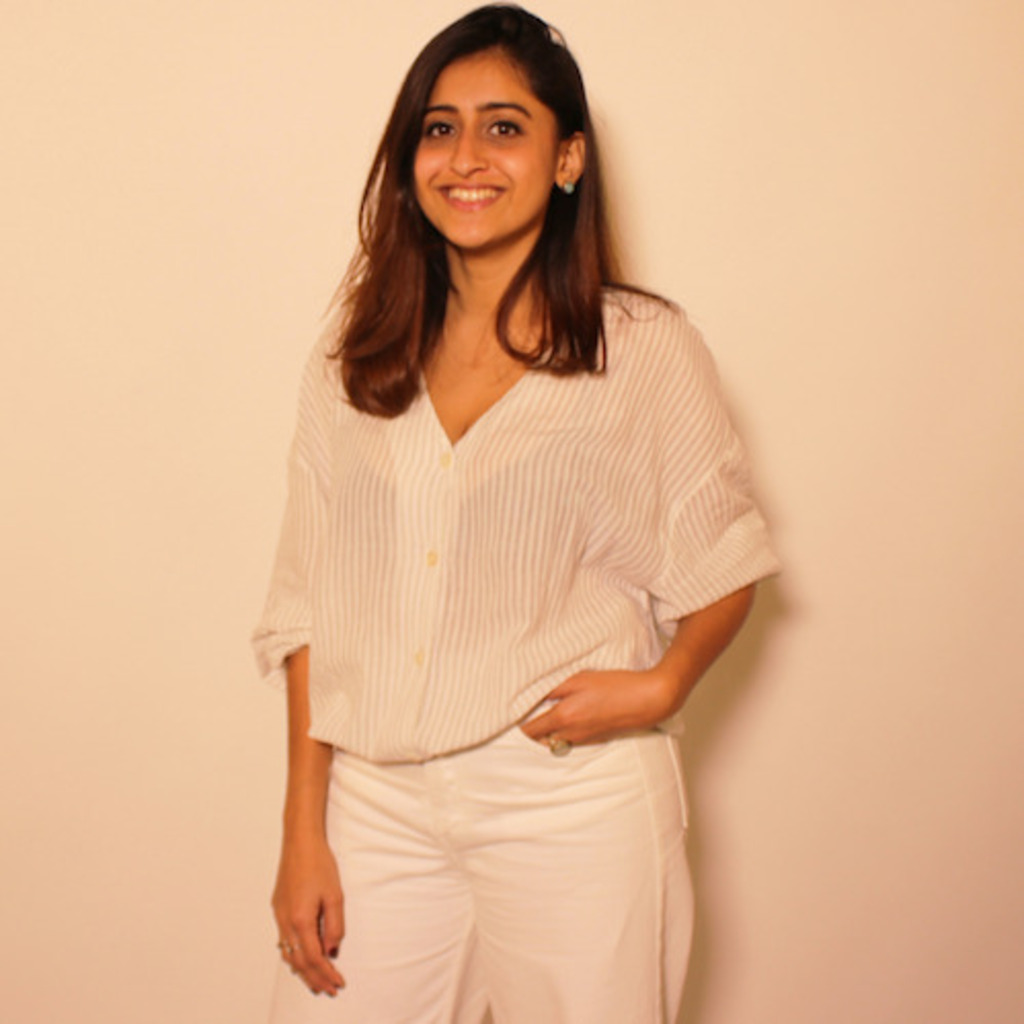 Devanshi Bhayani: Ausbildung und Berufserfahrung | XING