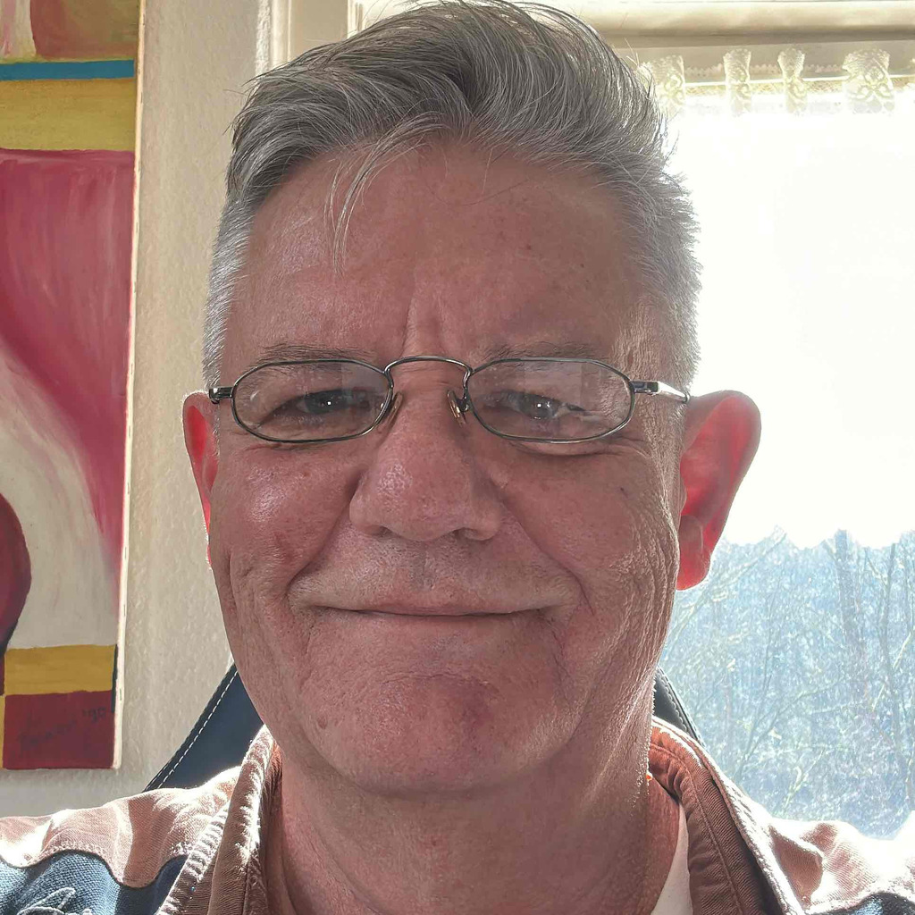 Thomas Bremer - Vertriebsleiter Postbank Immobilien GmbH - Postbank ...