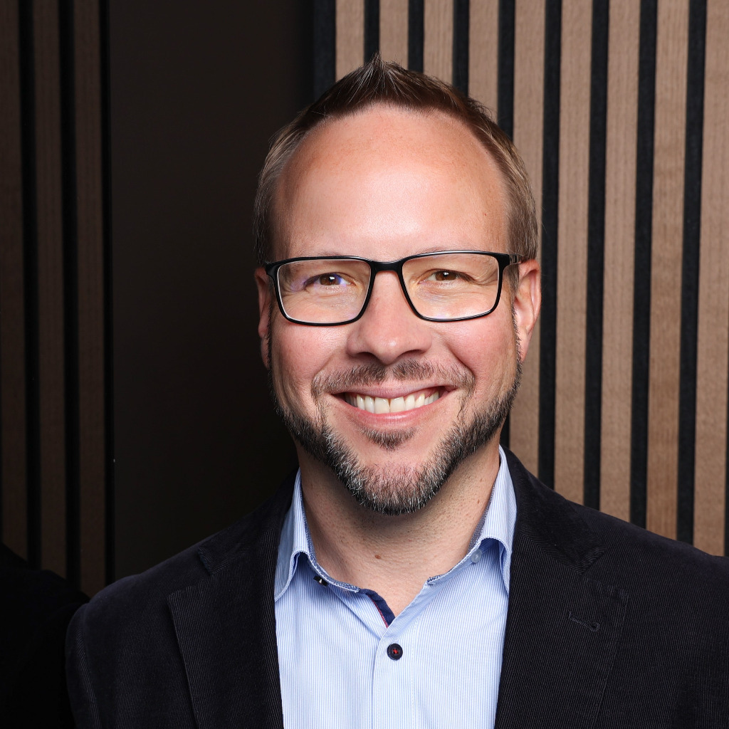 Alexander Eberle - Head of Operational Excellence - Roche in Deutschland | XING